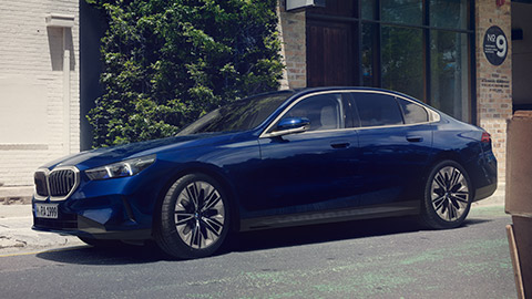 Přehled modelů BMW řady 5 | BMW.cz